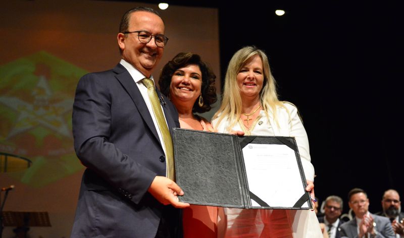 maria helena zimmerman – Upiara