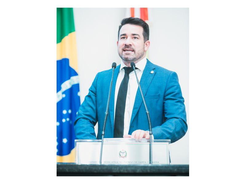 O impacto da maldade virtual: julgamentos, fofocas e fake news na era digital. Por Daniel ...