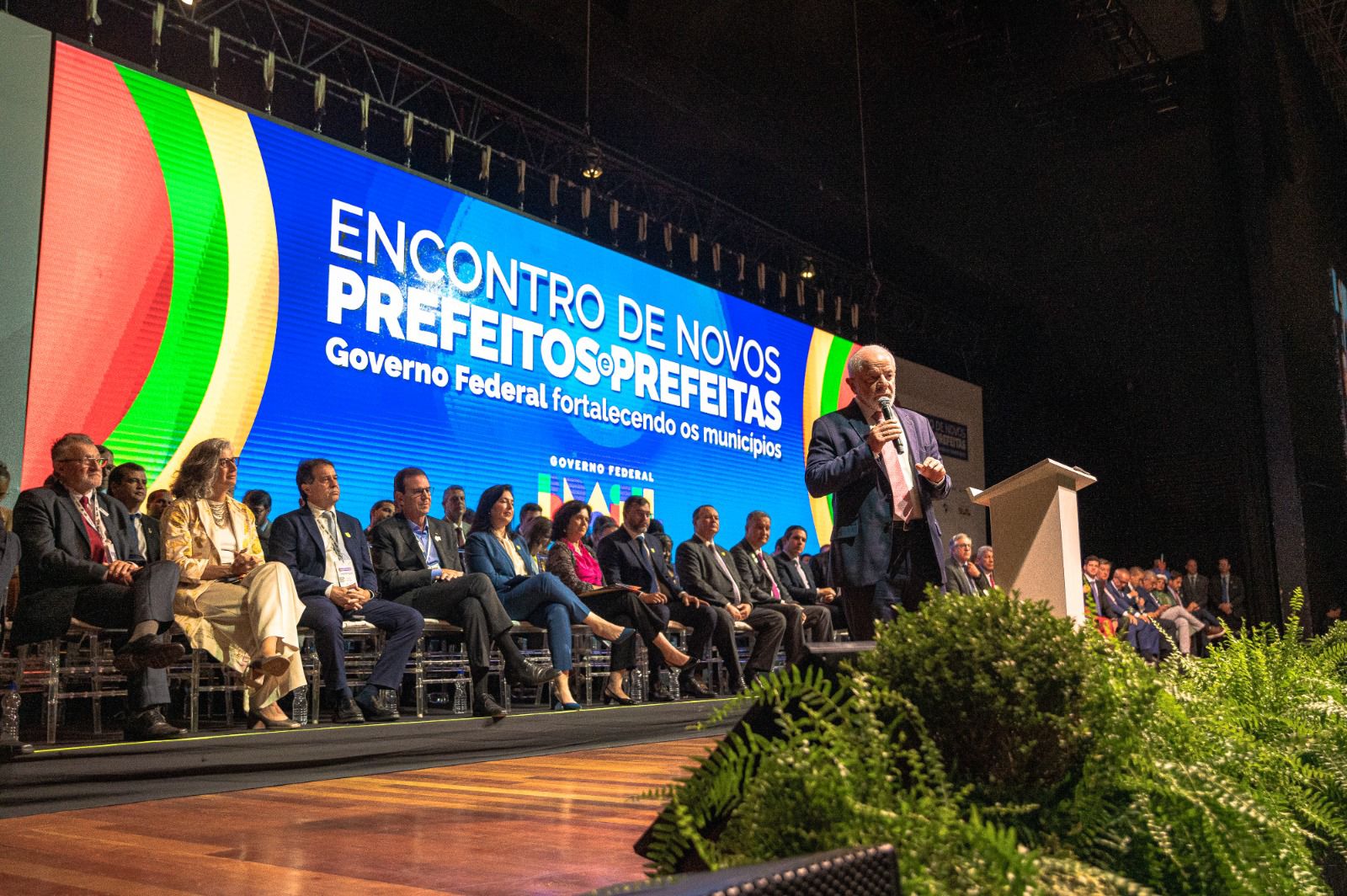 Mais de 80 prefeitos de SC participam do primeiro dia do Encontro de ...